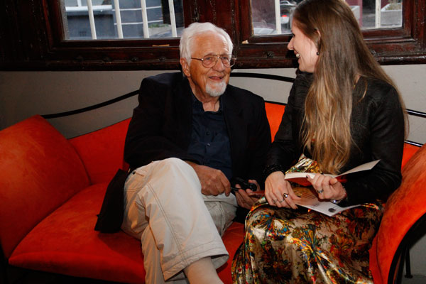 Foto's: Bekendstelling en bekroningsgeleentheid van Nuwe Stories 3 - LitNet